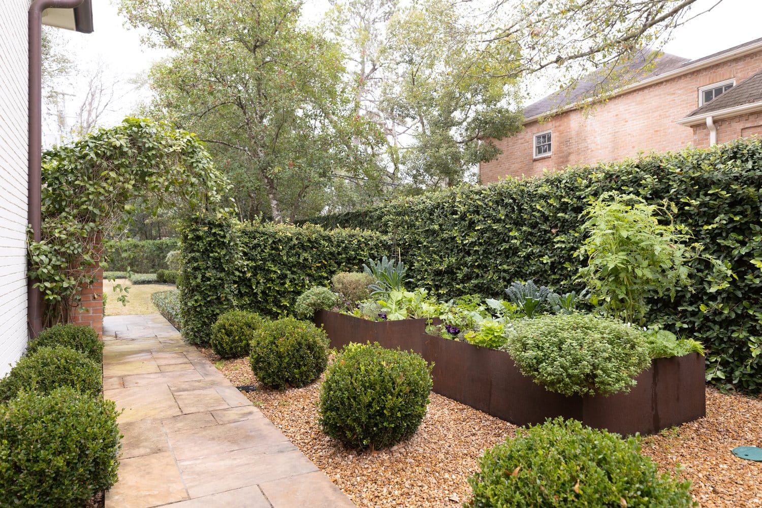 The Top 2025 Gardening Trends For Backyard Gardeners, According To ...